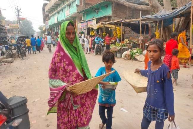 छठ पर्वका लागि भीक्षाटन गर्नेको संख्यामा वृद्धि